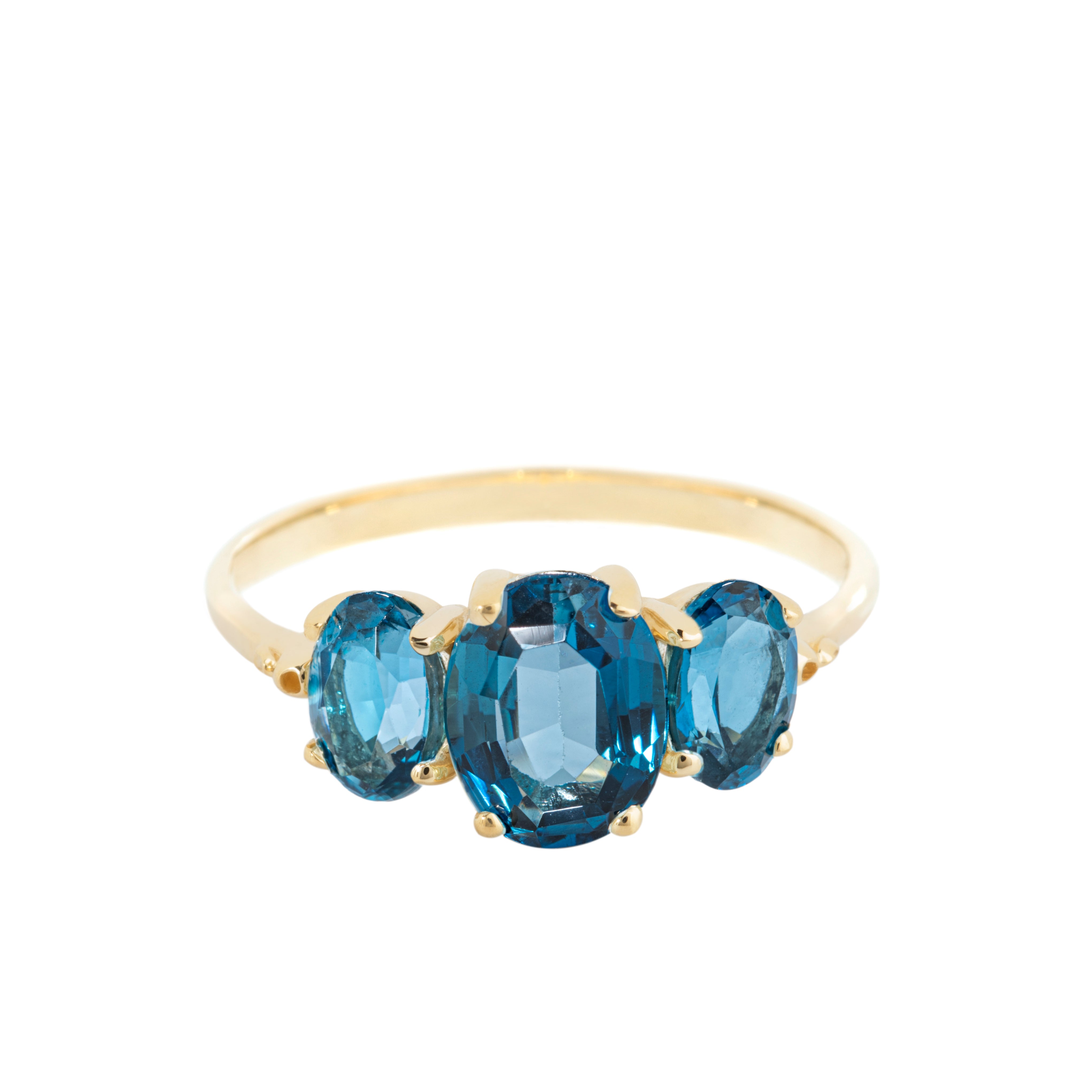 Oval the Moon- London | Rings by Ruta Reifen Jewelry